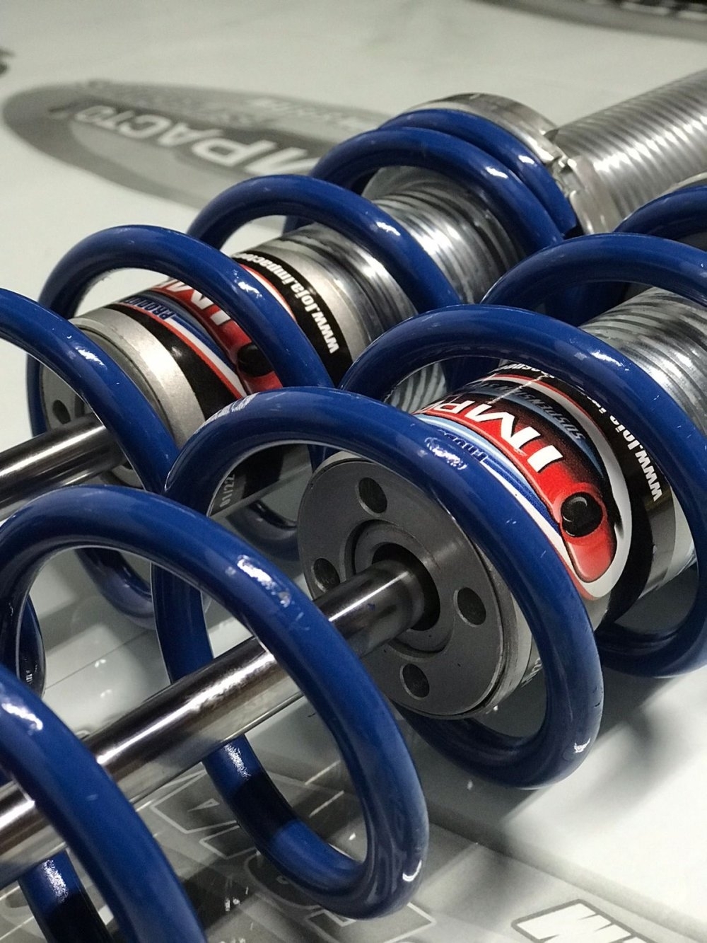 PAR COIL OVERS TRASEIROS HOTS X RÉPLICAS (41CM) LINHA PRO